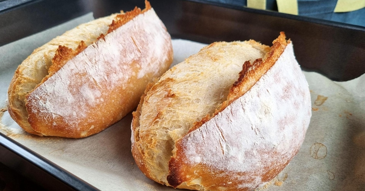 Crispy, Airy, Absolutely Perfect Artisan Bread - Simple 4-Ingredient ...