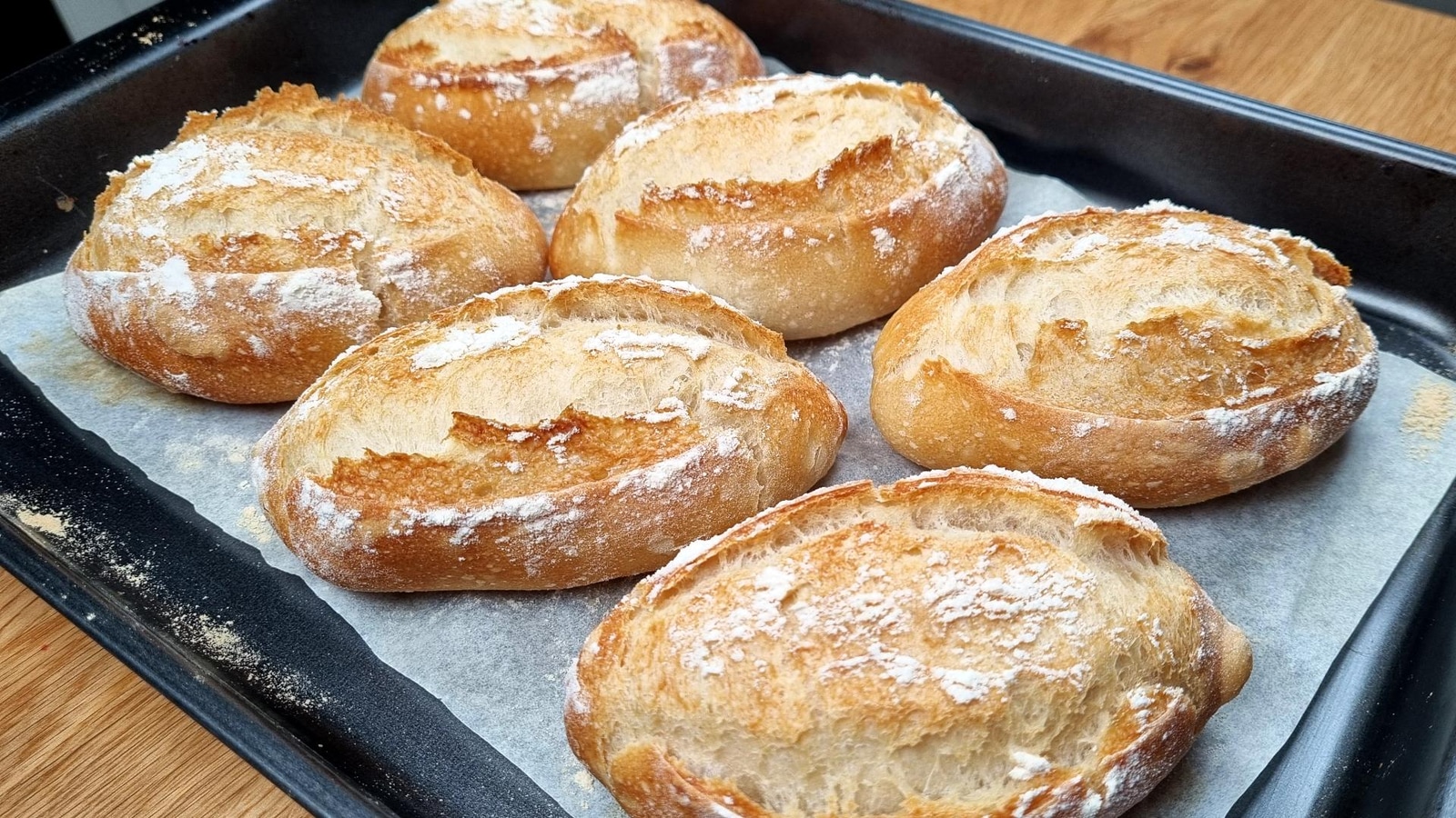 Crispy Crust, Soft Inside Bread - No Knead Method Recipe | Food Language