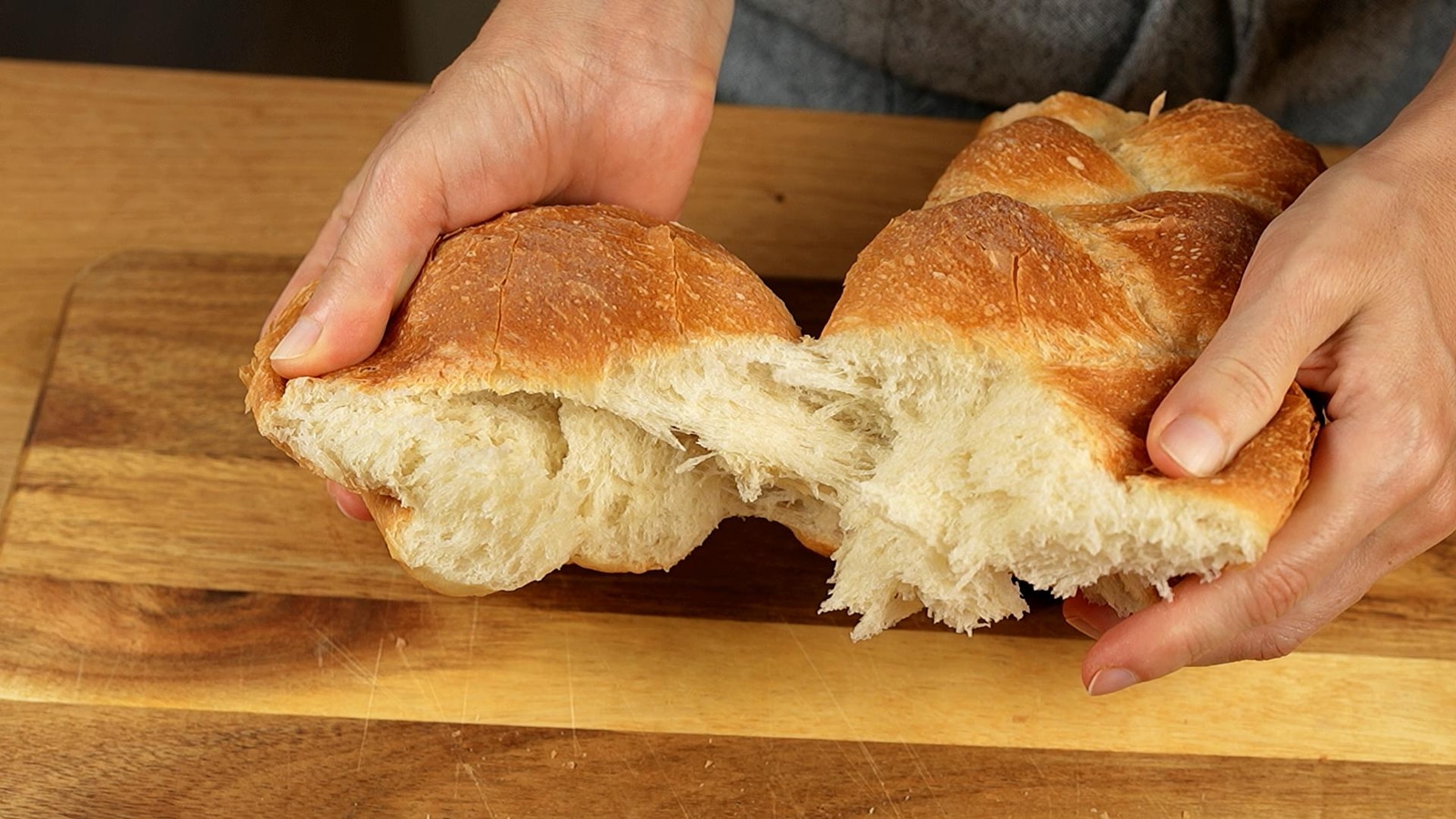 Soft Braided Yogurt Bread with Crispy Crust - Perfect for Sandwiches ...